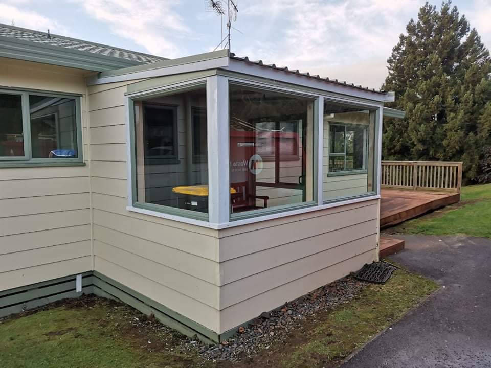 Te Pahu Deck – The Reno Guys